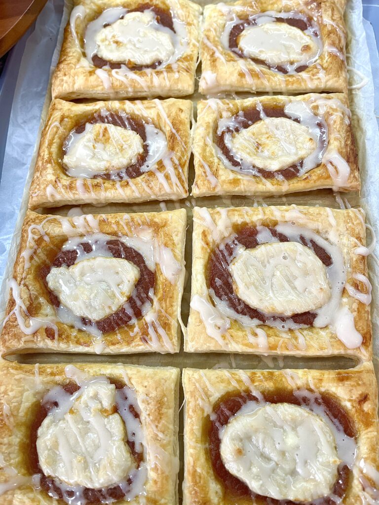 Maple Pumpkin Cream Cheese Danishes That Taste Like Fall in Every Bite ...